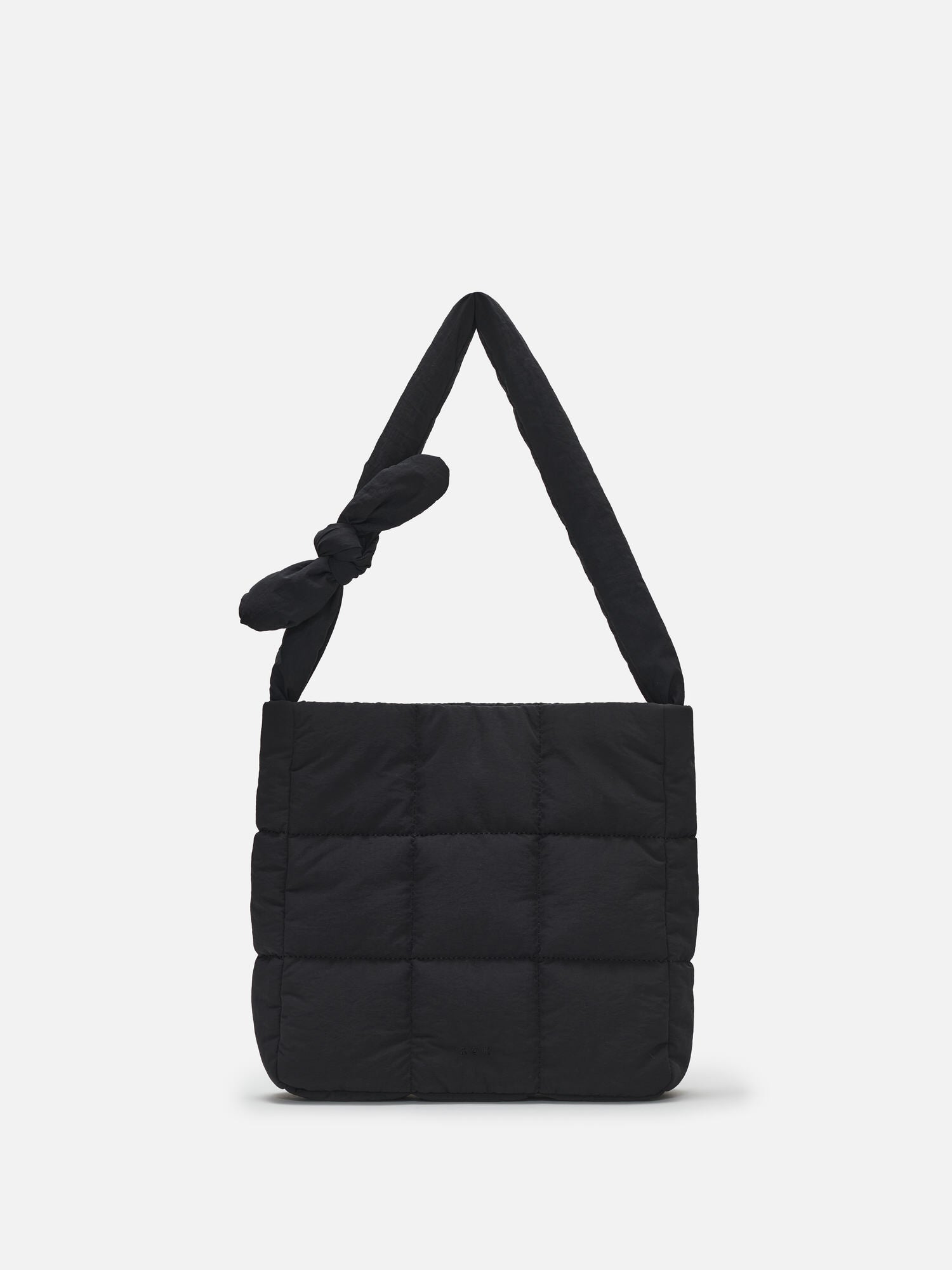 Square padding shoulder bag